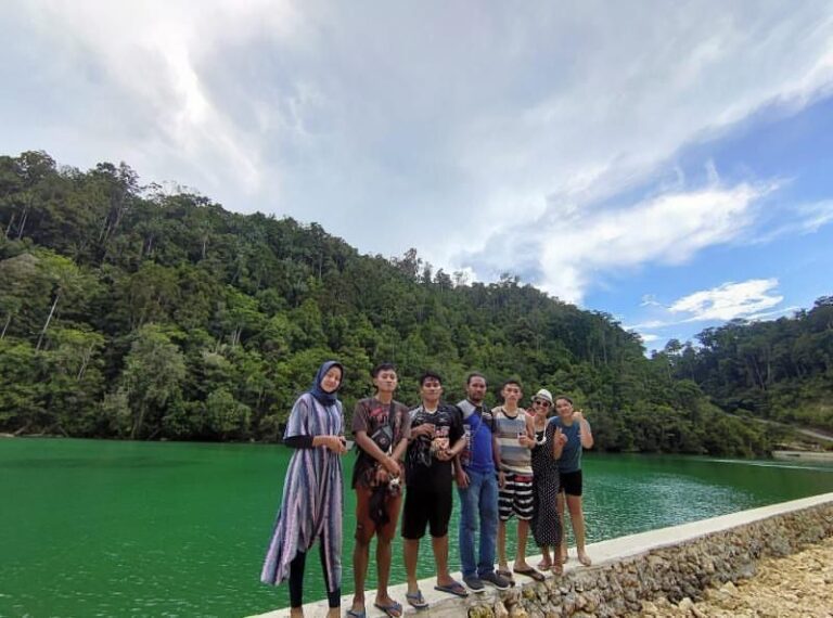 Catatan Tour Krew Fajar Papua Menuju Teluk Triton : Kolam Sisir ...