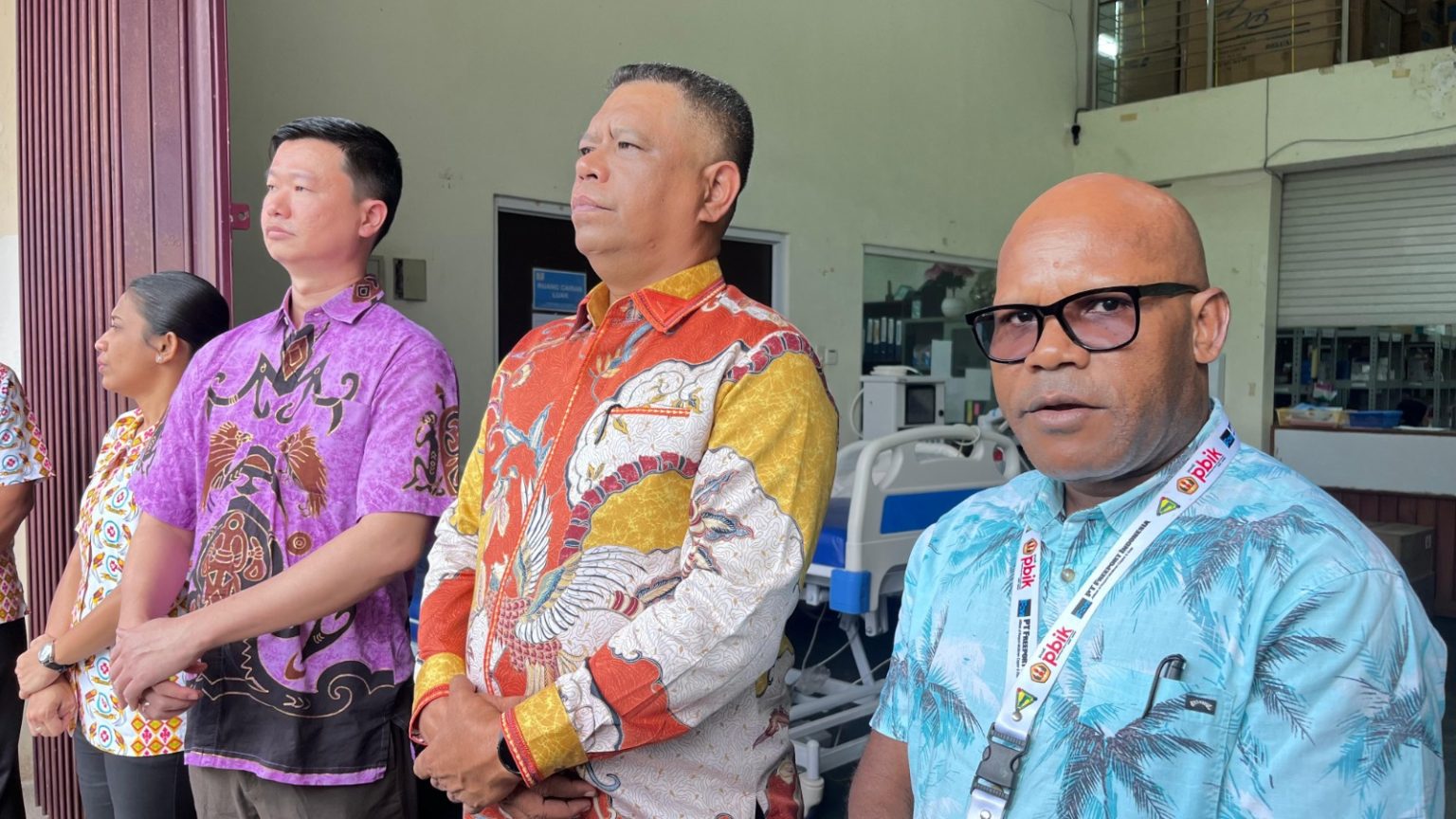 YPMAK Apresiasi Dinkes Mimika atas Hibah Alkes untuk RSMM – Fajar Papua